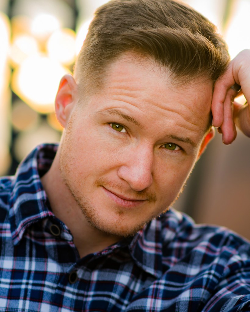 Top 10 Coolest Handshakes (The Handshake) – David Cleveland Brown